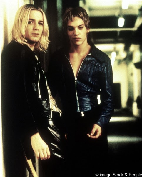 xoxoxo e: the glam that fell to earth: velvet goldmine