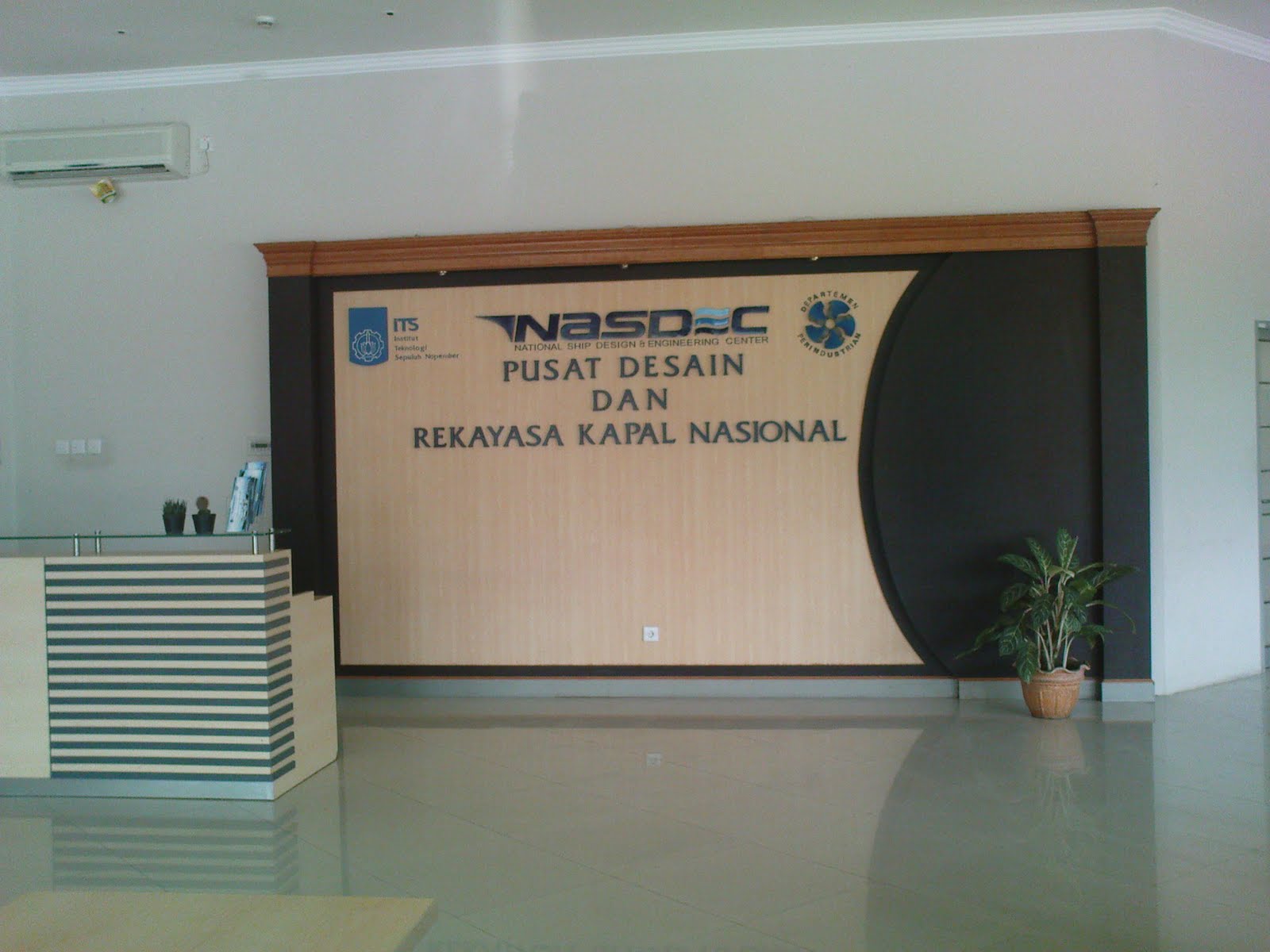 Coretannya BRILIANTA: Sekilas Tentang Kampus ITS Surabaya (Institut ...