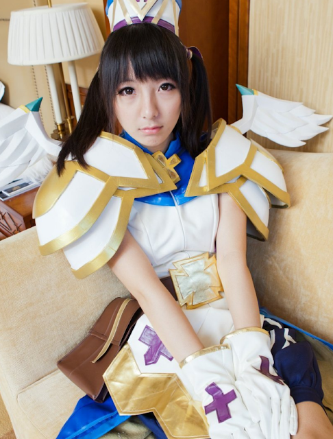 The Uniform Girls: [PIC] Chinese girl Angelic cosplay