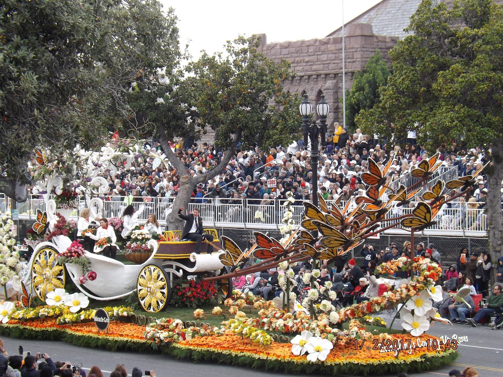 Up to Speed: Rose Bowl Parade 2017 Floats