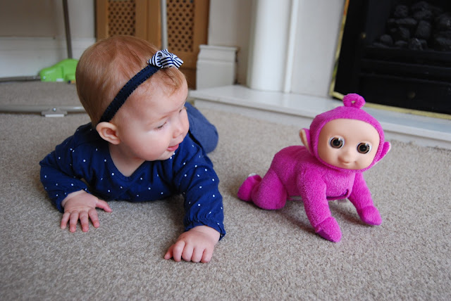 Chic Geek Diary: Teletubbies Shuffle 'n' Giggle Ping - Review