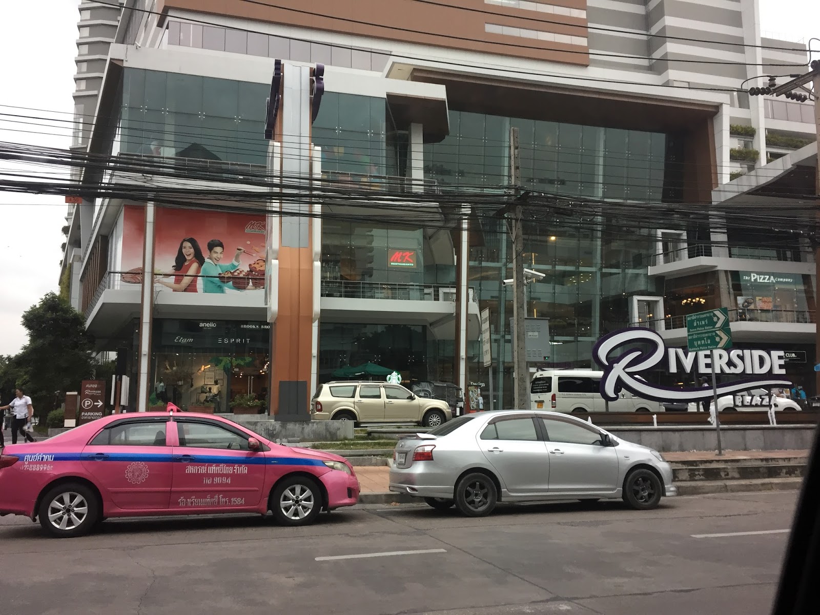 Riverside plaza : THE NEW LIFESTYLE SHOPPING ,on the Thonburi side of ...
