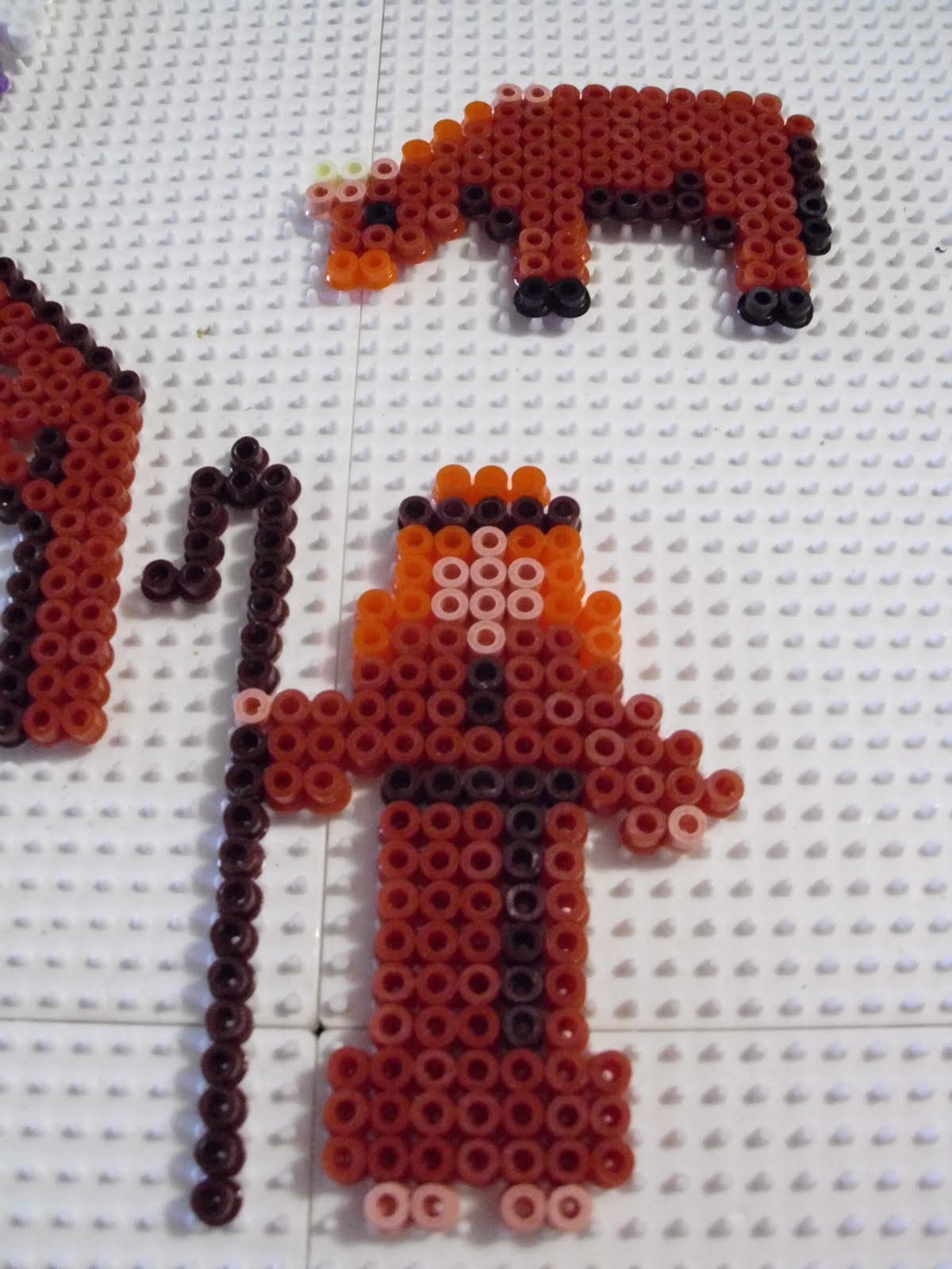 MEMEKAN: ESCENA NATIVITY O PORTAL DE BELEN HAMA PERLER BEADS