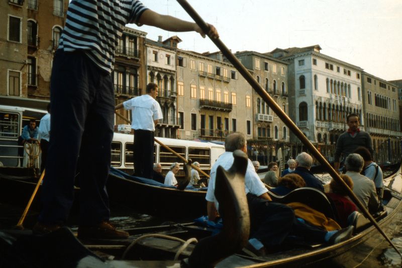 Wonderful Life of Venice, Italy in the 1980s Through Beautiful Found ...