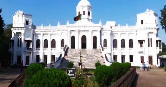 Places to Visit: Tajhat Palace of Rangpur - WikitravelBD