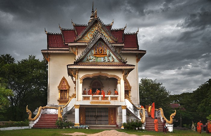 Dato დათო: Temple