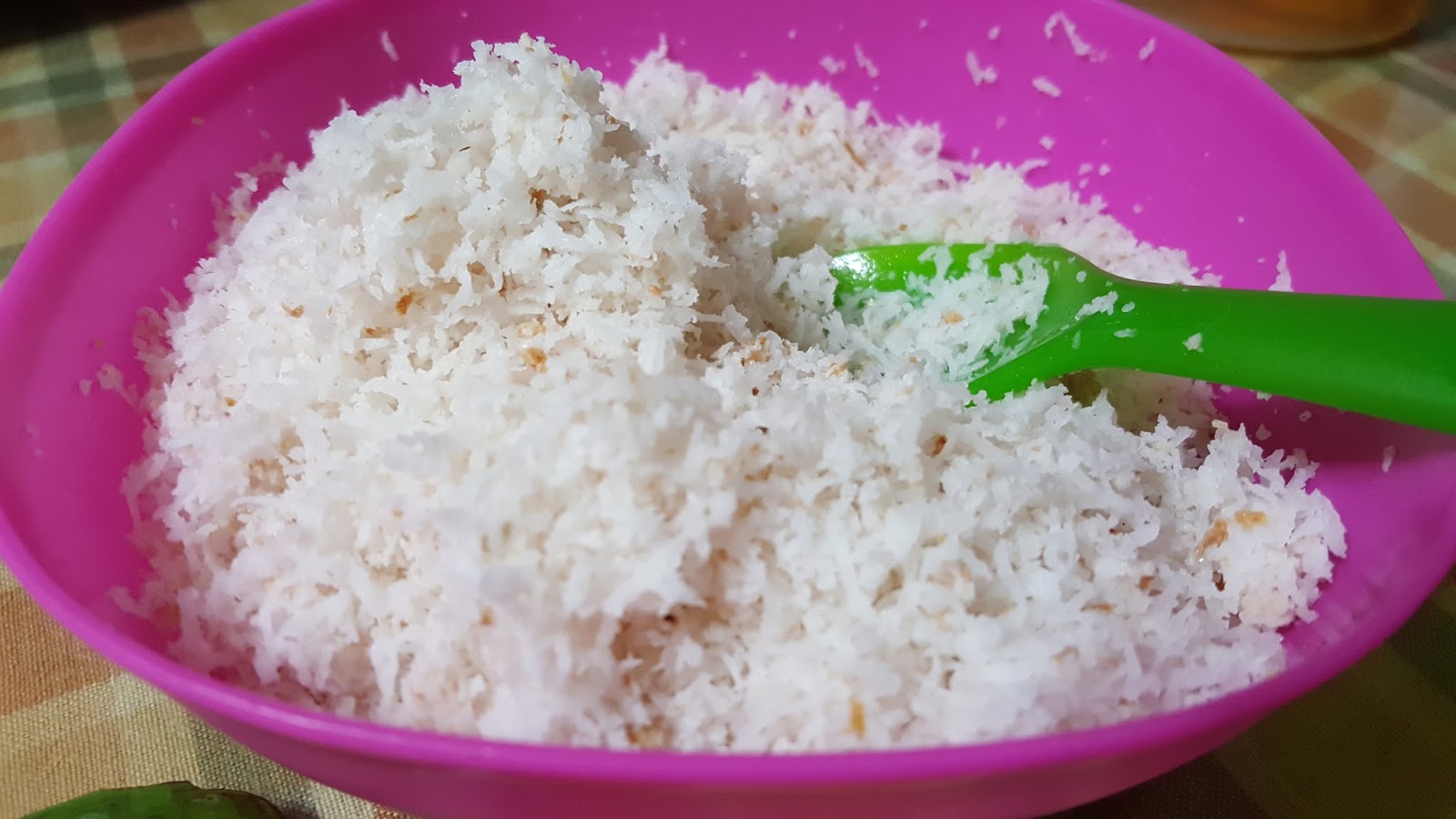 ZULFAZA LOVES COOKING: Lepat liat aka lepat manis