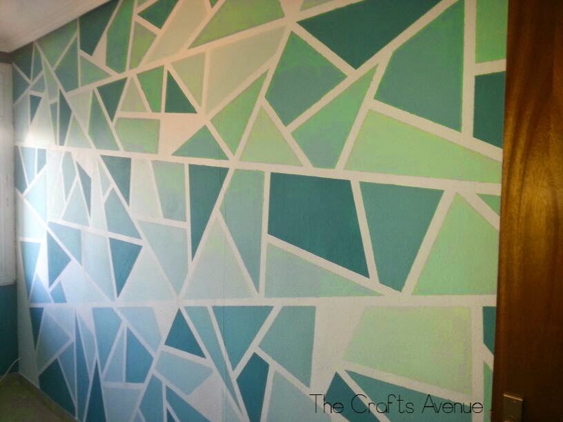 The crafts avenue: DIY Pared a triangulos!!