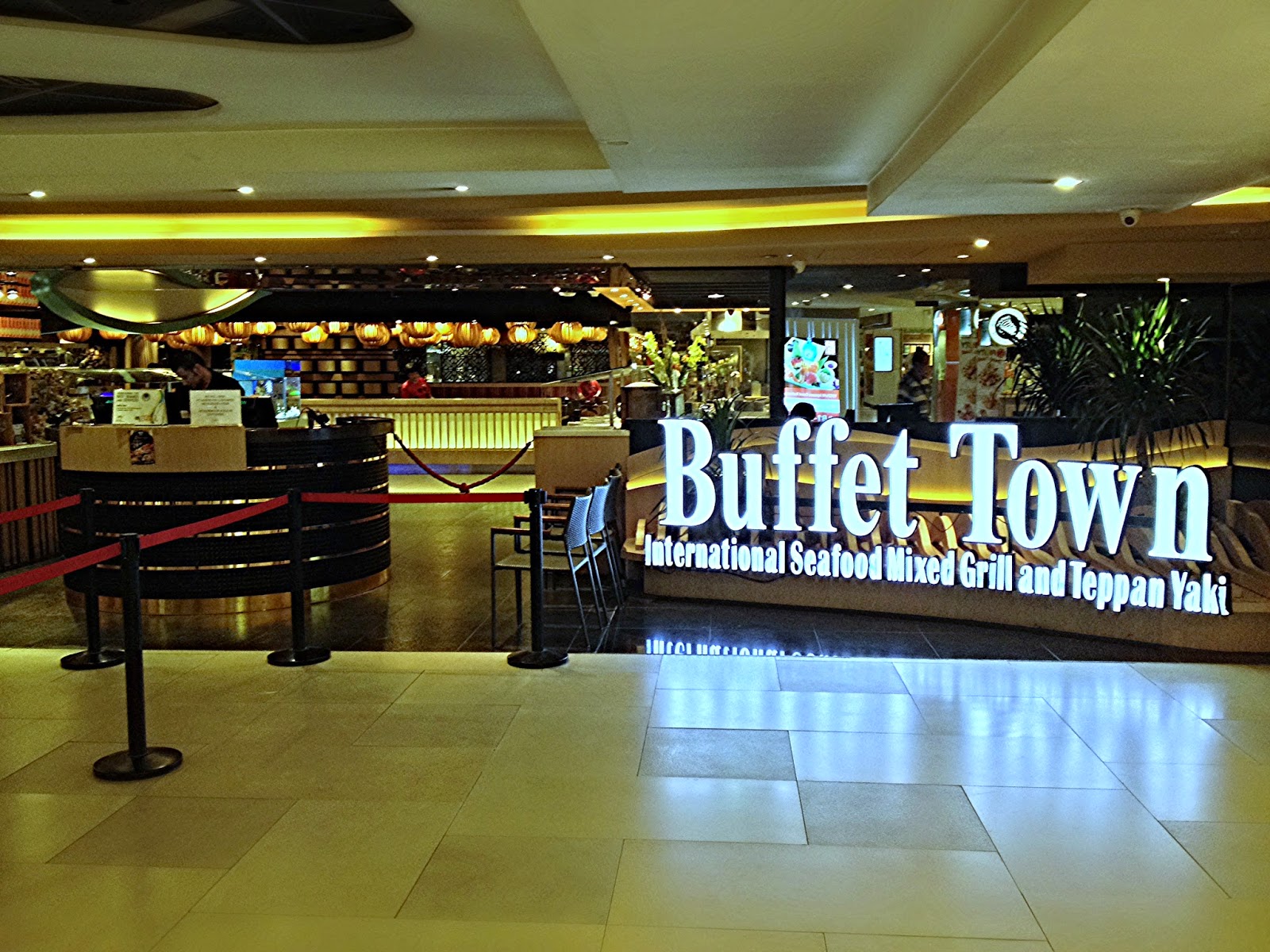 Peanut Adventures: 7 WORTHY FOOD TO TRY AT BUFFET TOWN @ RAFFLES CITY ...