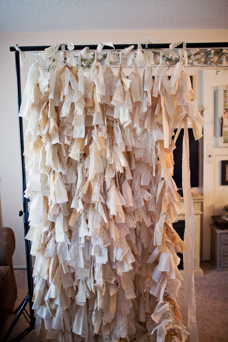 Whitney Huynh Photography: How to make a backdrop out of fabric!