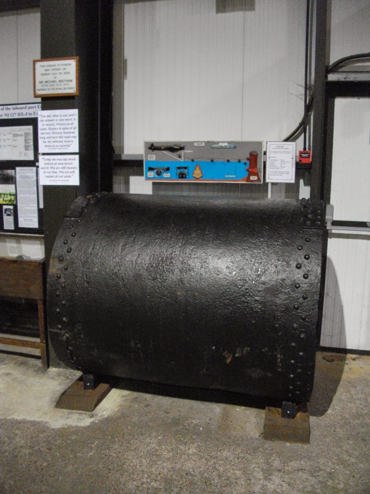 WW2 - The Second World War: Tribute to the "Dambusters" (617 Squadron)