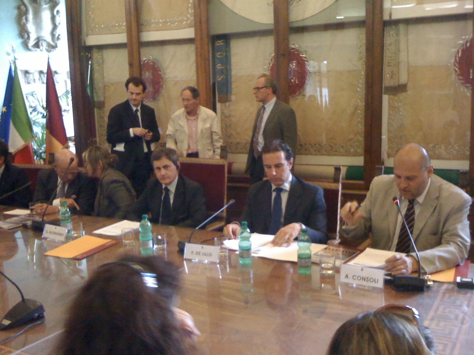 Angelo Consoli: La politica “fossile” e la politica “solare”. Piccole ...