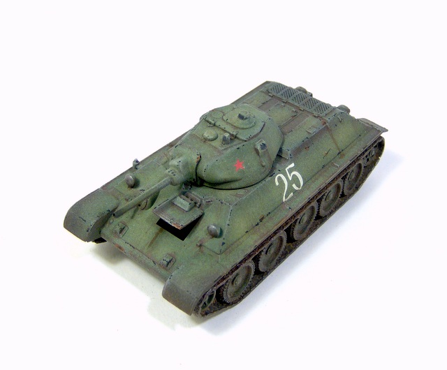 Gulumik Military Models: T-34/76 (1940) with L-11 1/72 UM - Gallery