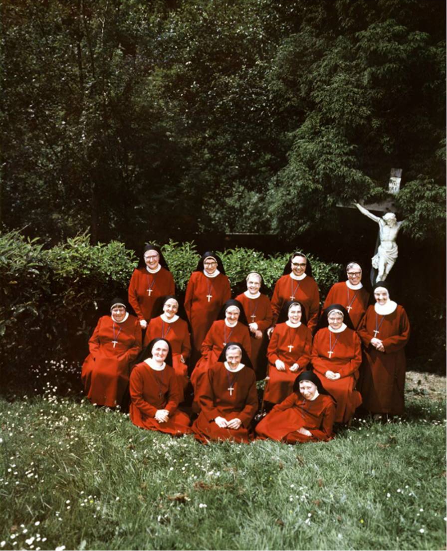 Visual Exploration - Sophie Rabey: Intrigued by Neal Slavin..