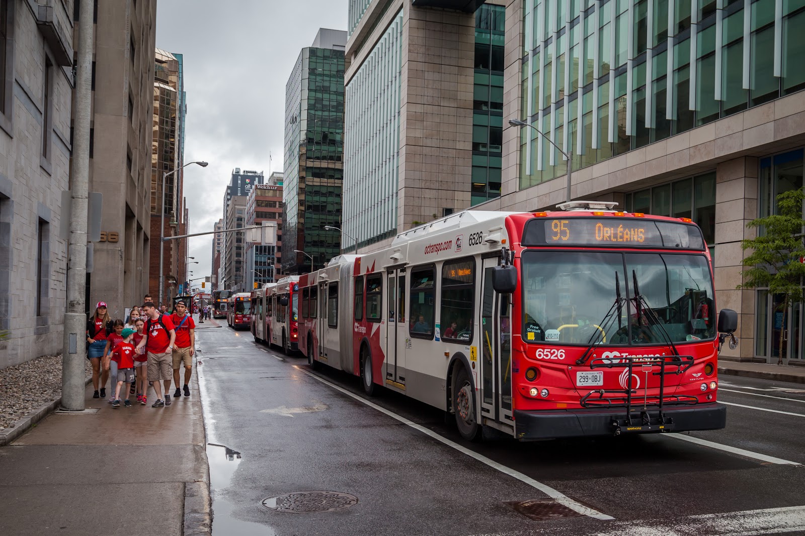 Red and White are Colours of Canada - Explore the World with Simon Sulyma