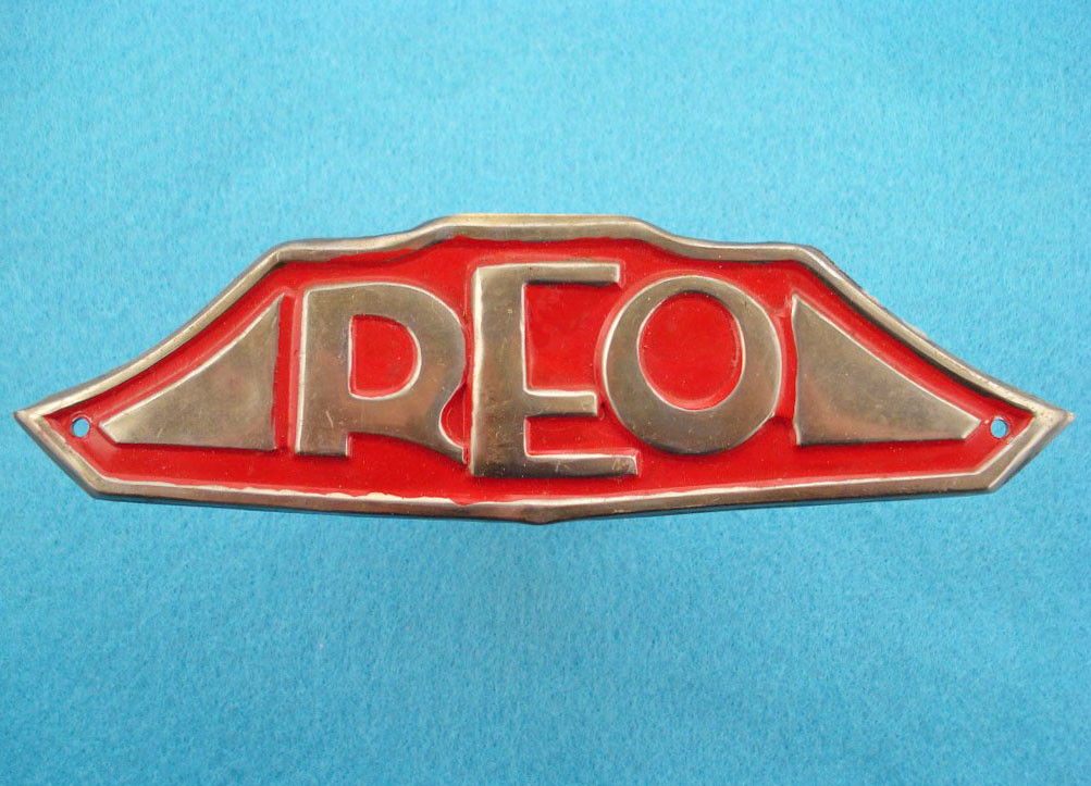 American Auto Emblems: REO TRUCK