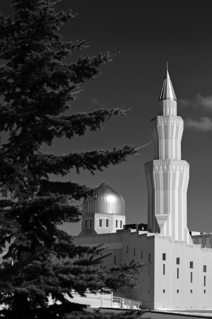 Ahmadiyya Mosques: Baitul Islam - Toronto Ontario Canada