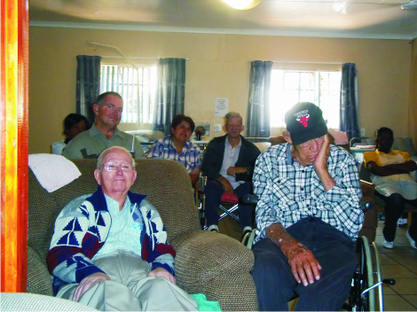 La Reynette Centre: Min Shaw with Family and Friends on a special ...
