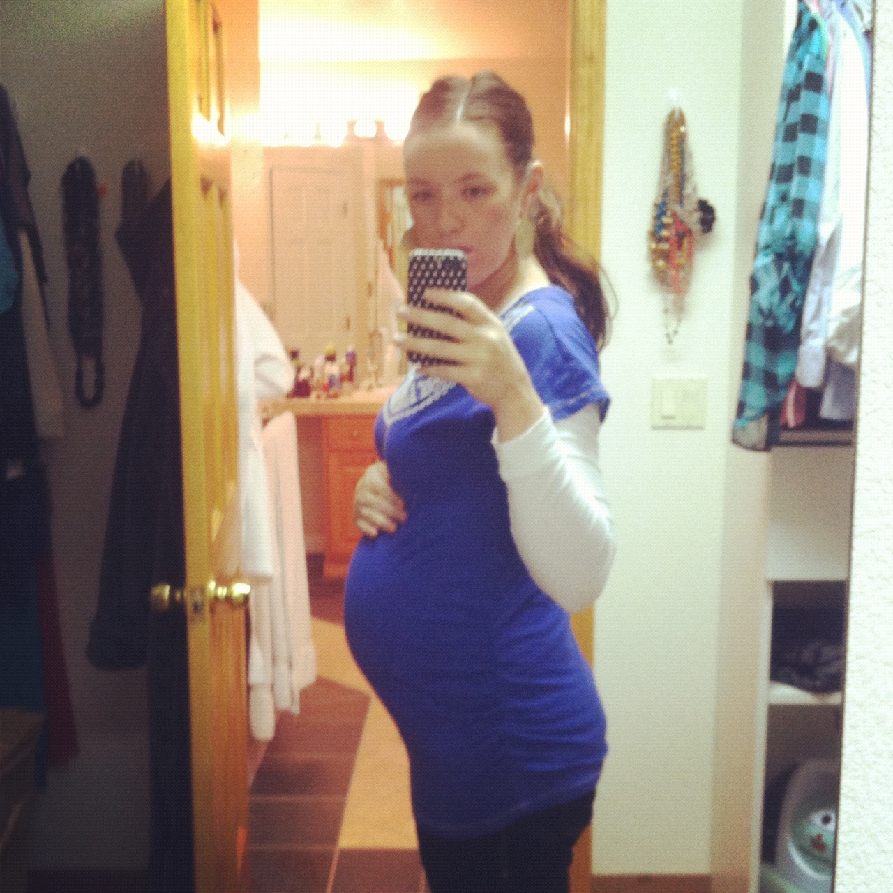 Baby Mama: 32 Weeks- Baby Bump!!