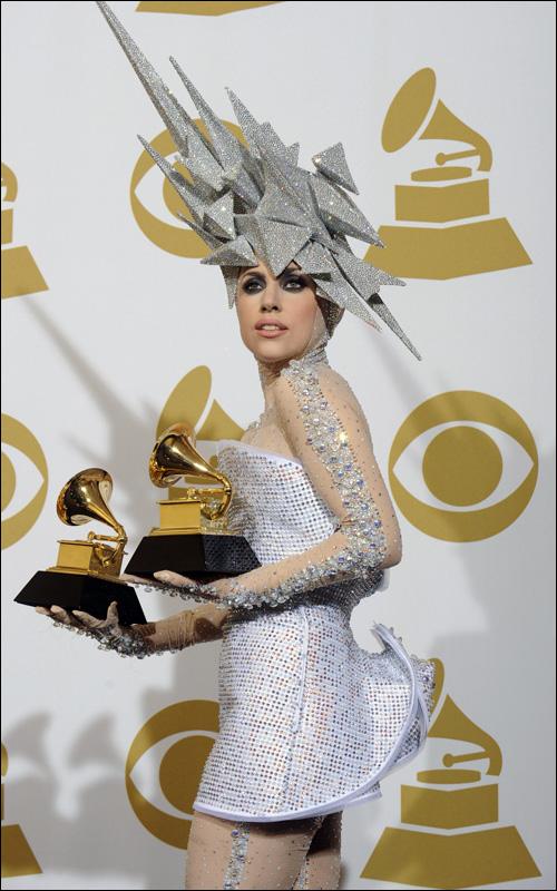 Contaki Brasil Lady Gaga Mostra Tudo Na Televisão