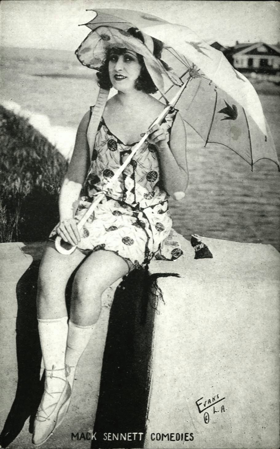 15 Interesting Classic Photos Of Mack Sennett Bathing Beauties Ca