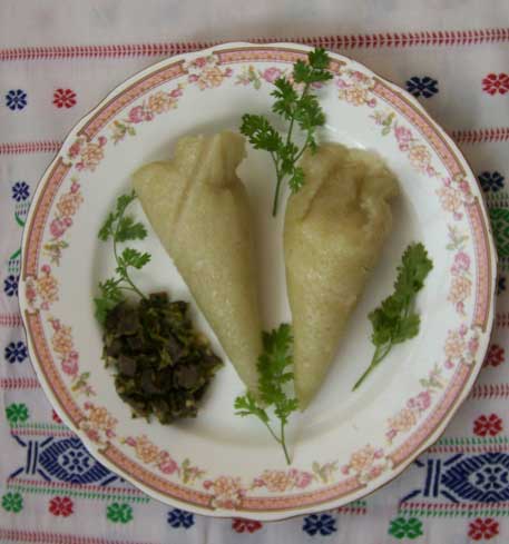 Tripura AWAN BANGWI W/ WAHAN MOSDENG AND KHUNDRUPUI LEAF