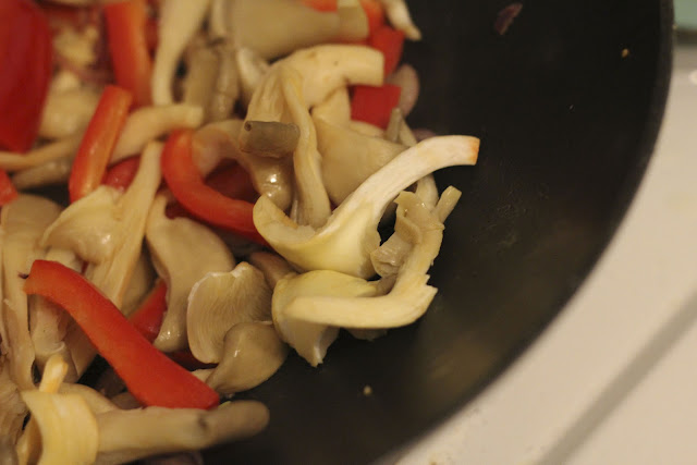 miss igs: Ginger Quorn with Mushrooms and Noodles