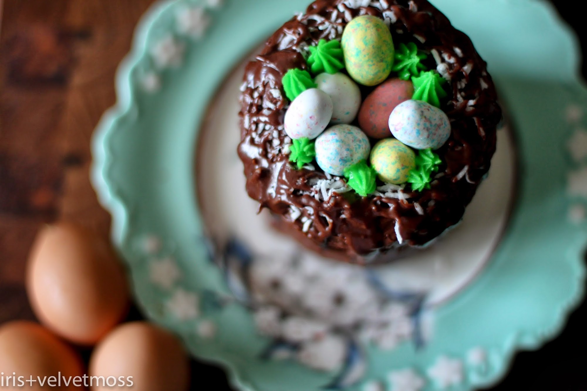 Velvet Moss: Mini Easter Cake