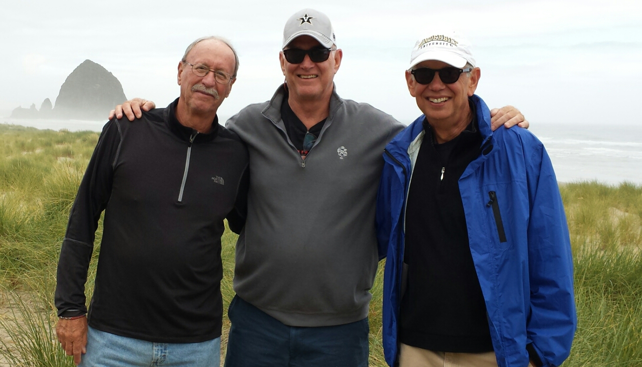 Beta-Pi-Blog: Beta Pi Blog, Vol.2016, No.04 - Travis Burch and the 71-ers