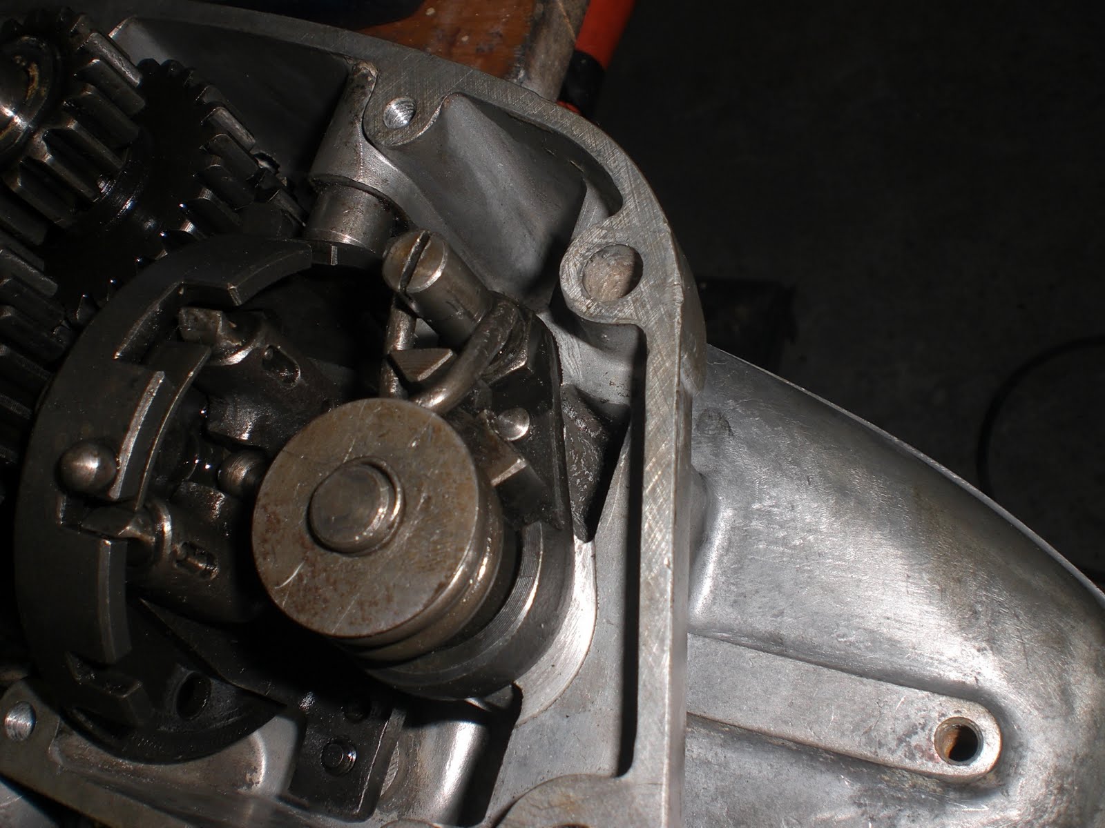 WEED HARDTAIL CHOPPERS/BOBBERS: DKW gear box