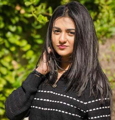 Pakistani Actress Sarah Khan Stunning HD Pics 2016 ~ Fashionip