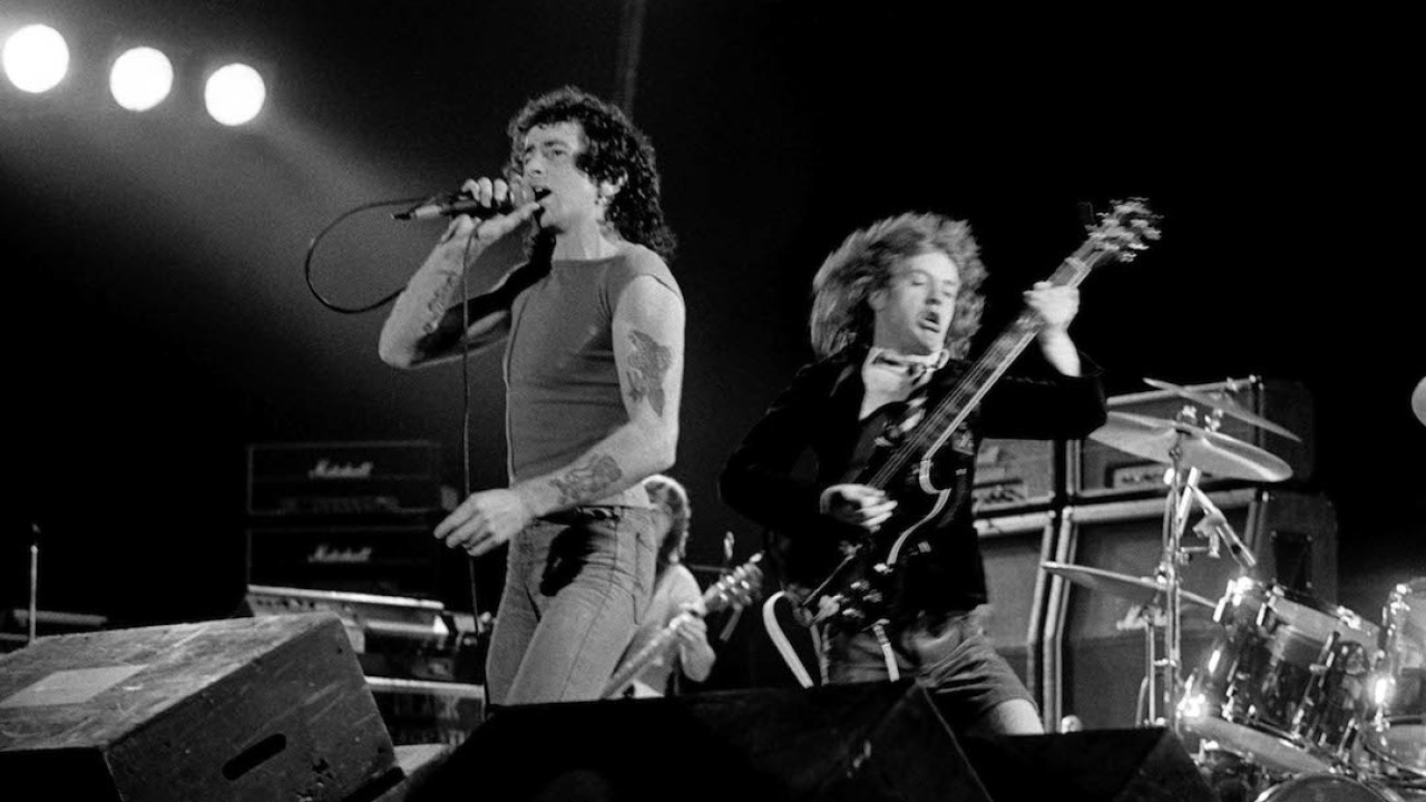 Anfetamina & Rock: In Memoriam: Bon Scott