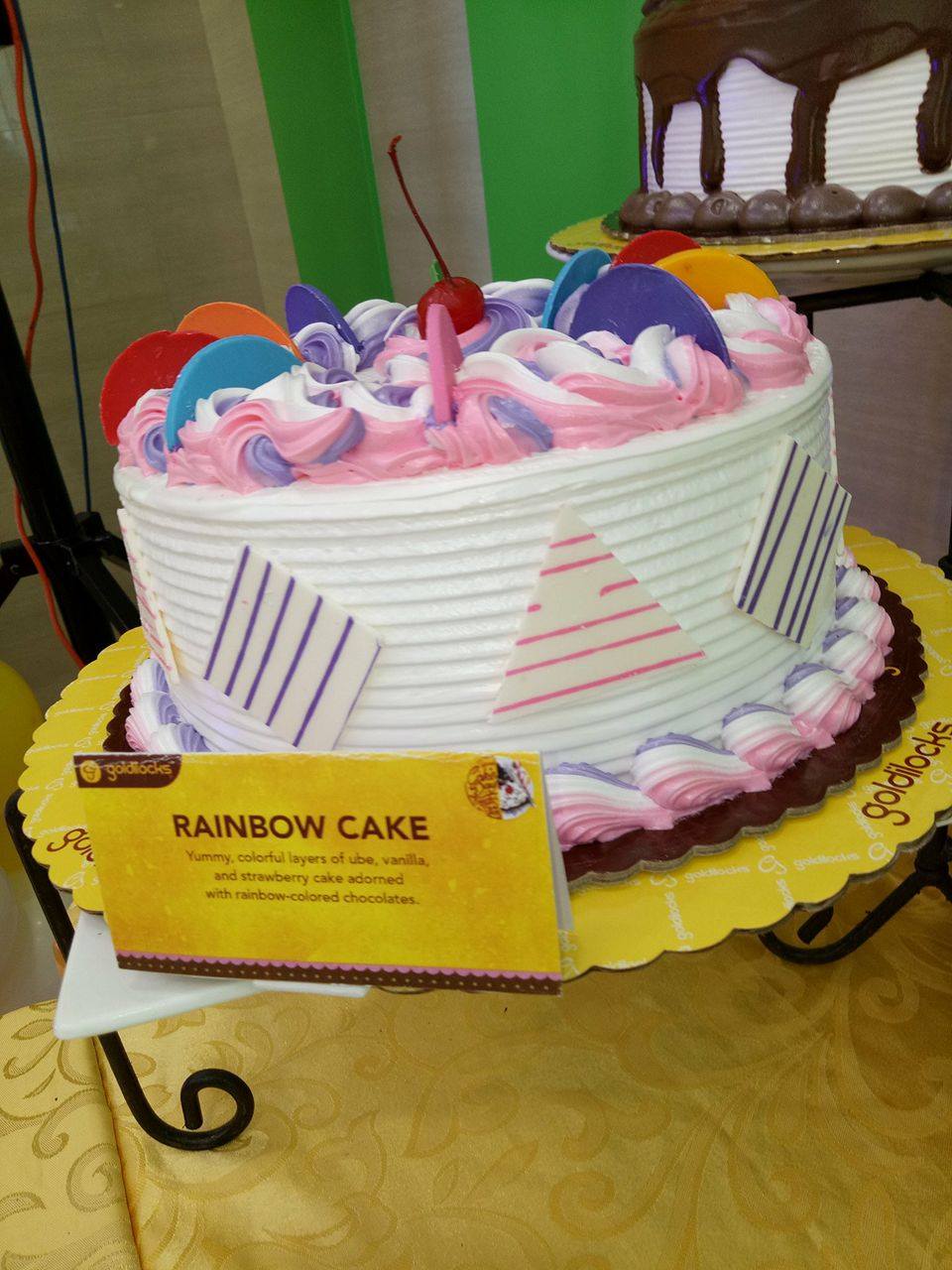 Lemon GreenTea: Goldilocks celebrates National Cake Day!