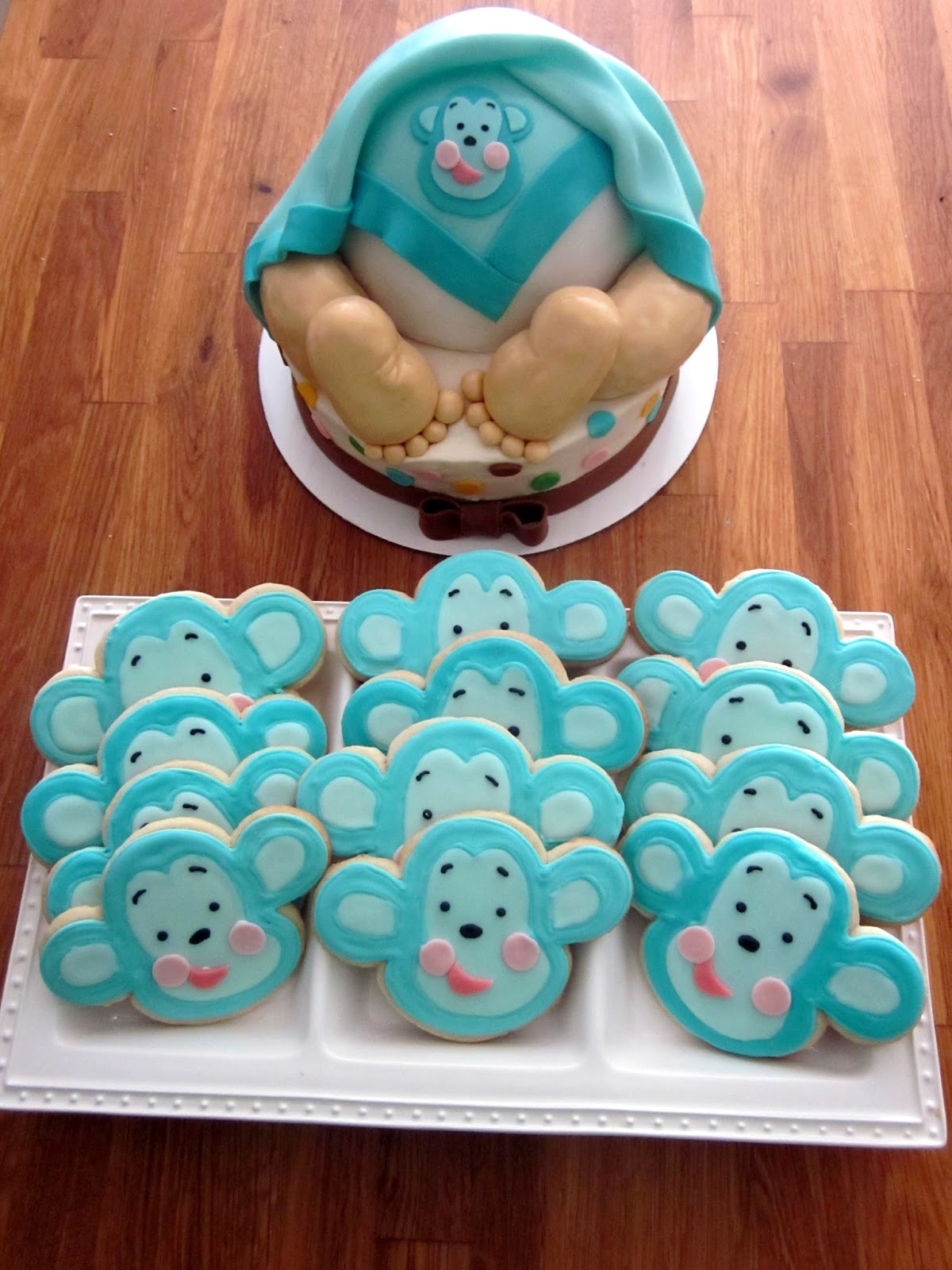 Darlin' Designs: Baby Bum Cake and matching cookies