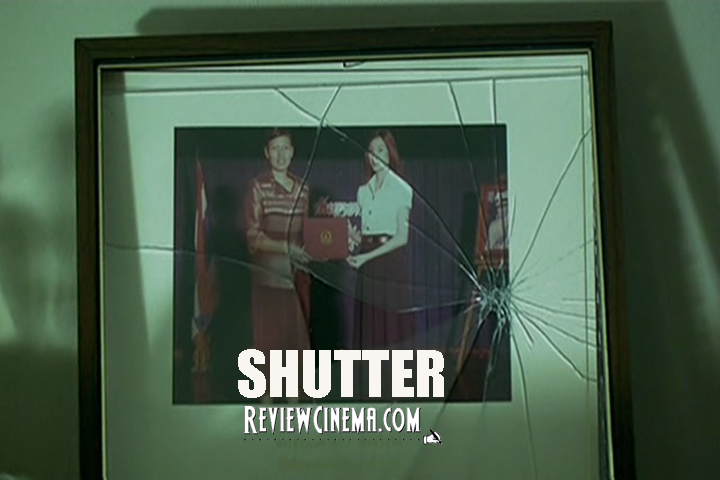 REVIEW CINEMA: SHUTTER (2004)|