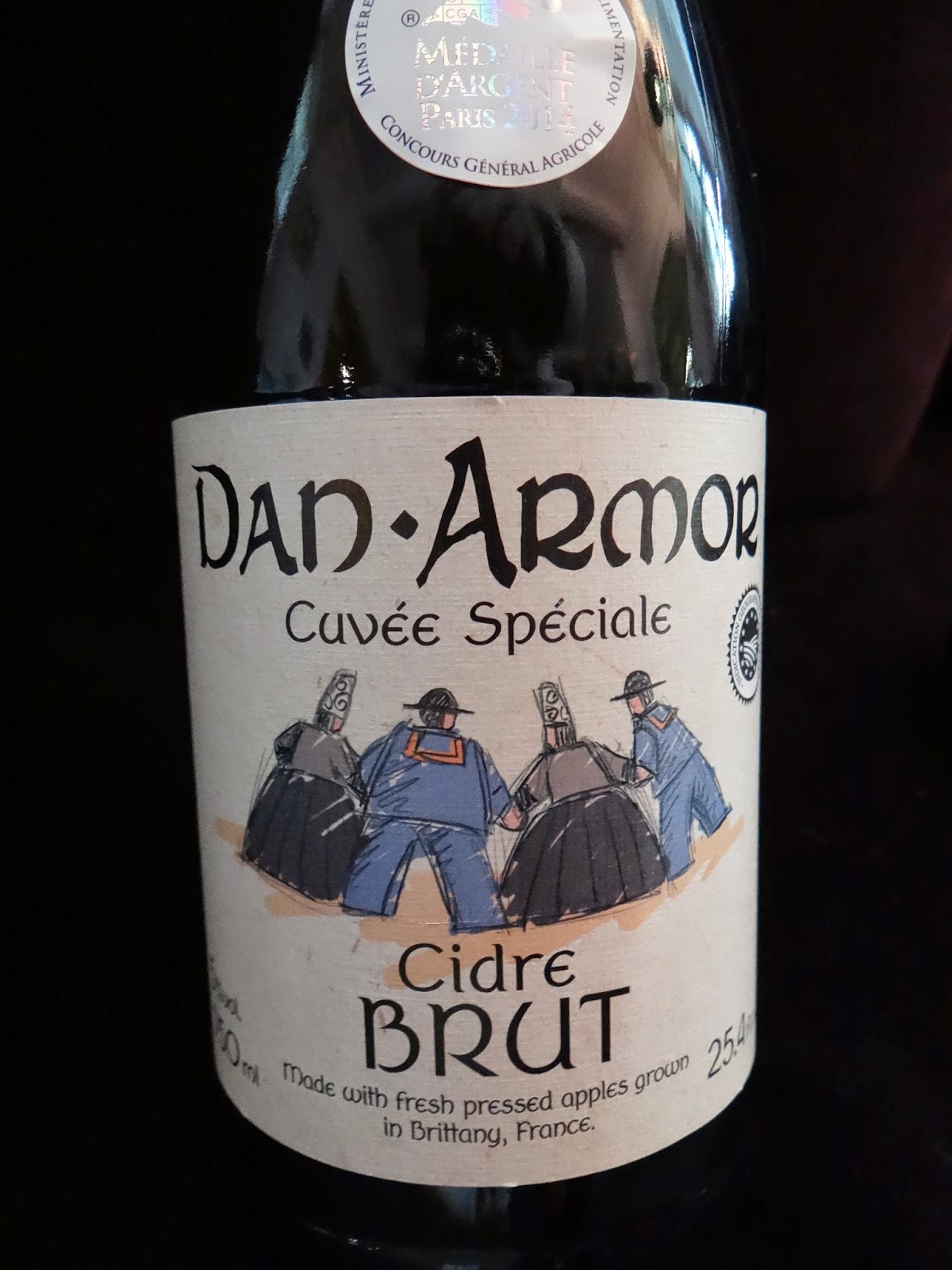 Trader Joe's 365: Day 133 - Dan Armor Cuvee Speciale Cidre Brut