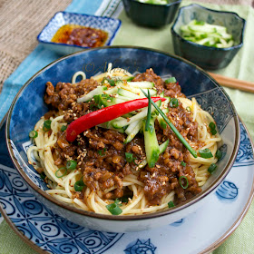 Adora's Box: CHINESE SPAGHETTI