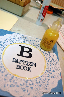 In my shoes: Baptism mini book + how to