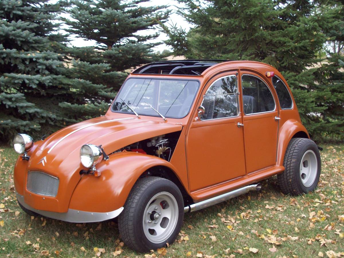 Approved and Signed by Gene Winfield: SBC-Powered 1967 Citroen 2CV