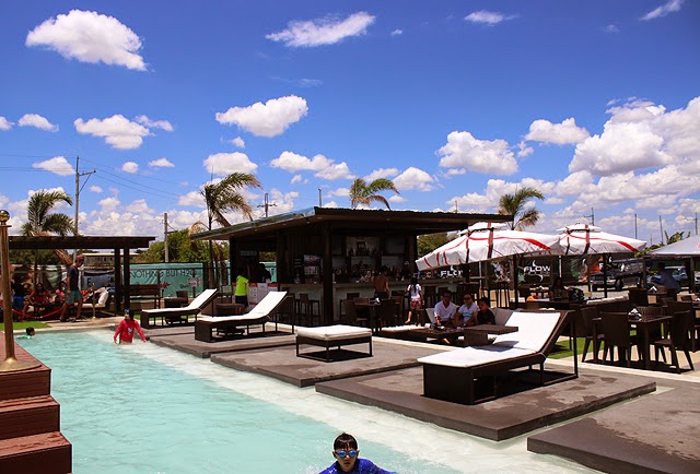 Flowboarding at Flow House Manila ~ Geejay Travel Log