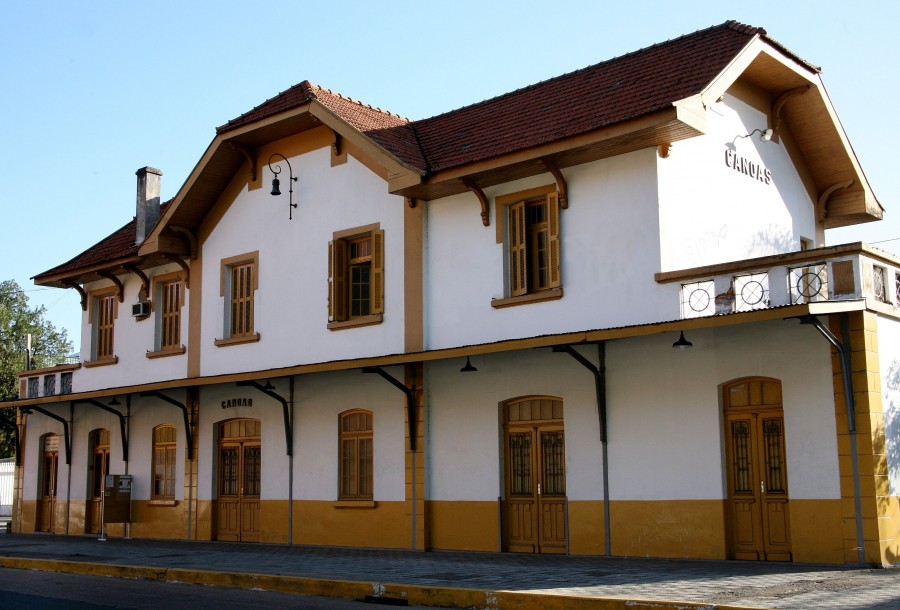 OLHANDO DA JANELA DO TREM: CANOAS / RIO GRANDE DO SUL (1.036 / 5.570)