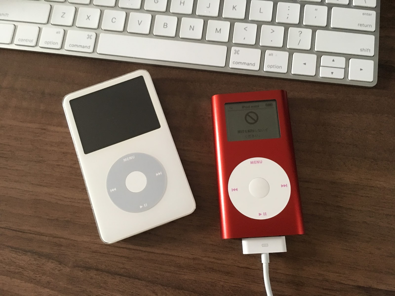 iPod miniを勝手に(PRODUCT)REDっぽくしてみた : Eleclog.