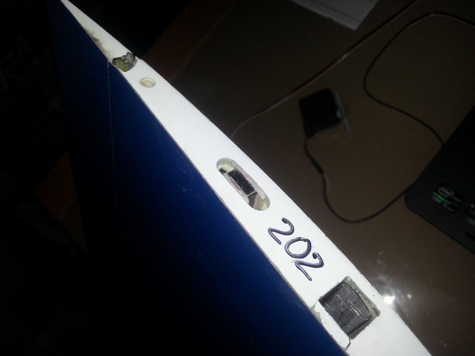 Veleros RC: Graphite 2 (FVK-Vladimir Models) - Un todo fibra pata negra (1)