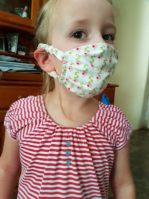 Cassthecoolest's creativity: Doctor/Nurse mask free tutorial and ...