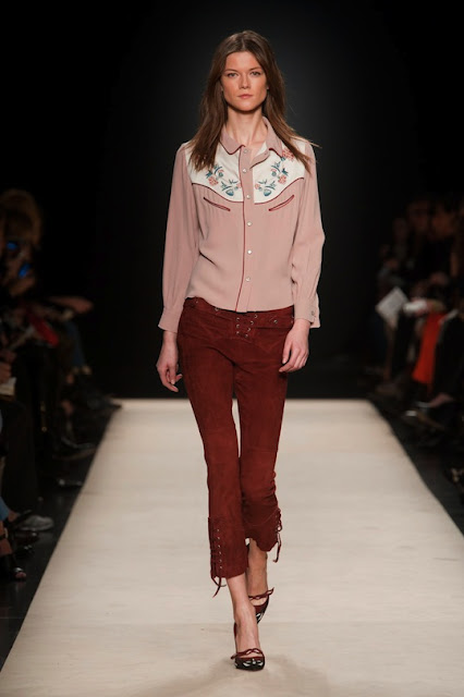 LISA BYRD THOMAS - Hip Fashion Stylist: Frontier Girl Fashion - Western ...