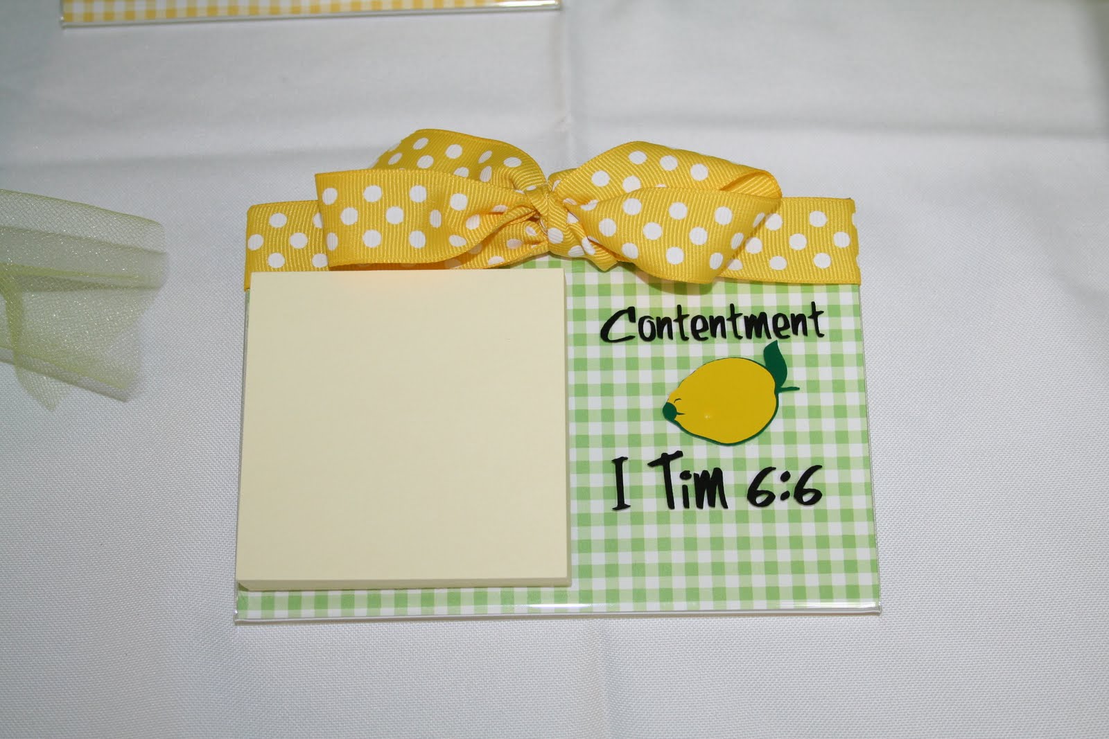 Circle of Friends Crafts: Post It Note Stand