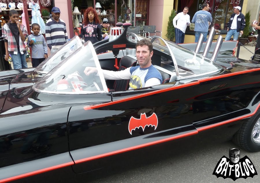 BAT - BLOG : BATMAN TOYS and COLLECTIBLES: 1966 BATMOBILE Spotted at ...