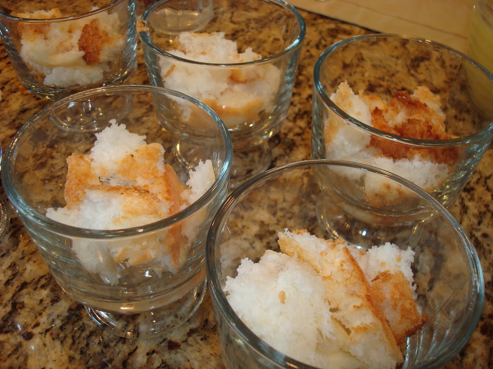 everything to entertain: Berrymisu