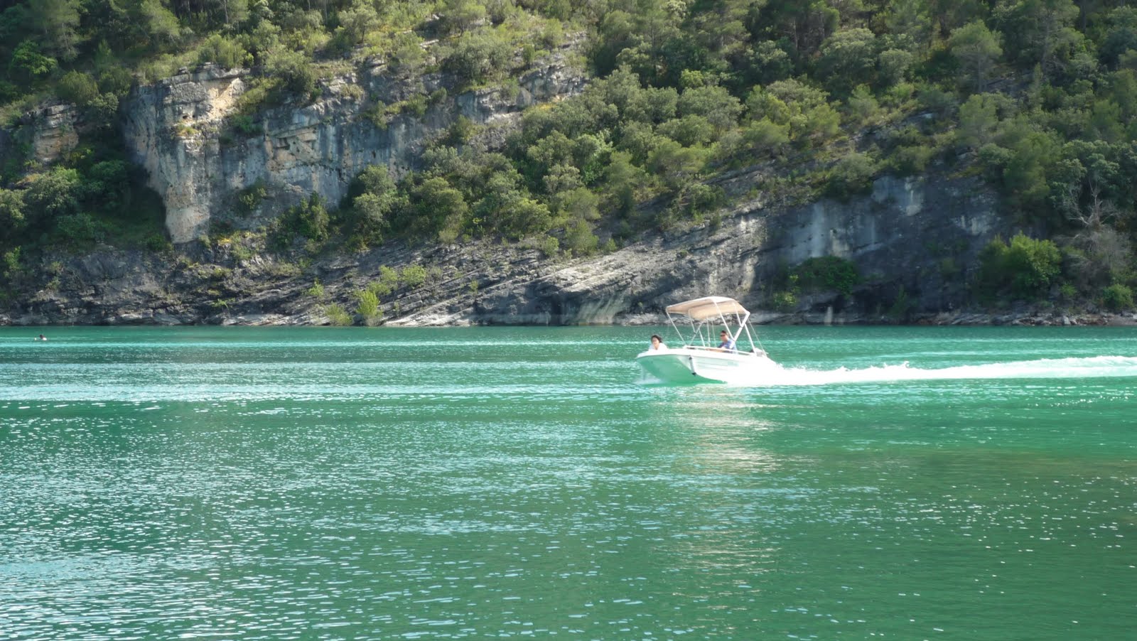 Antonio Almazán: JUNIO EN EL LAGO BOLARQUE