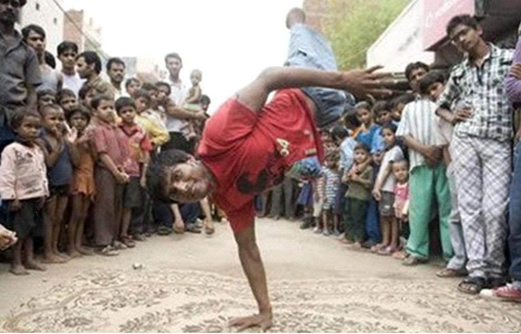 7 Kisah Orang-Orang Cacat Fisik Yang Menginspirasi Dunia